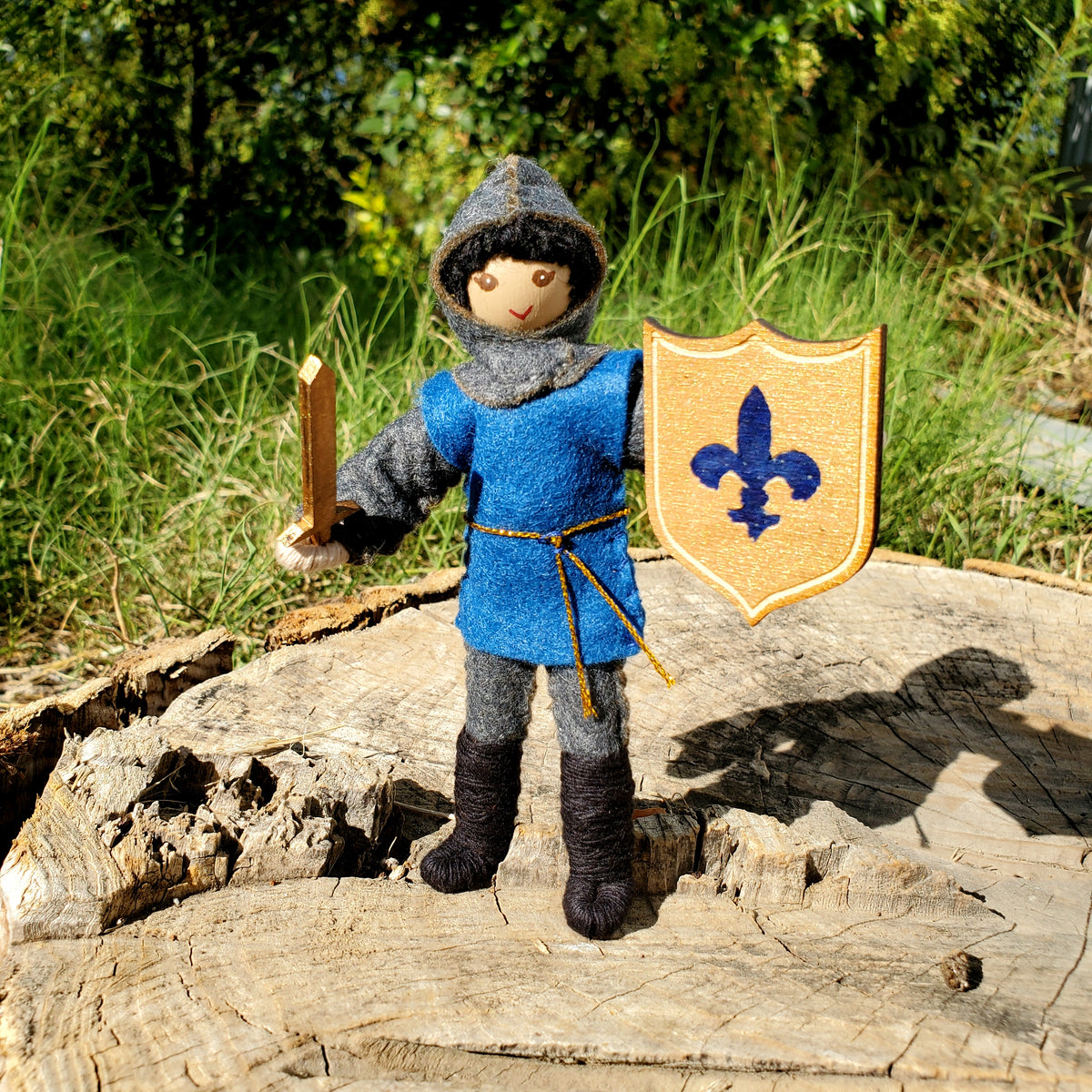Dollhouse Castle Knight Doll (blue tunic) – Wildflower Toys