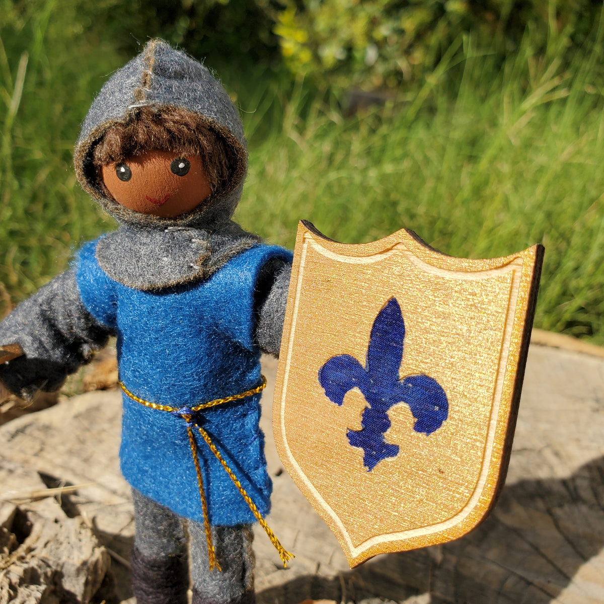 Dollhouse Castle Knight Doll (blue tunic) – Wildflower Toys