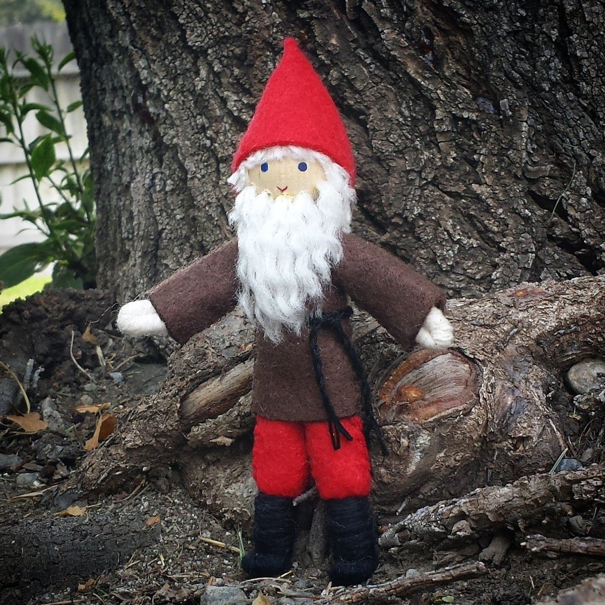 Tomten Gnome Doll – Wildflower Toys